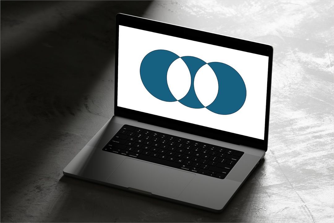 How to merge shapes in PowerPoint - Plus